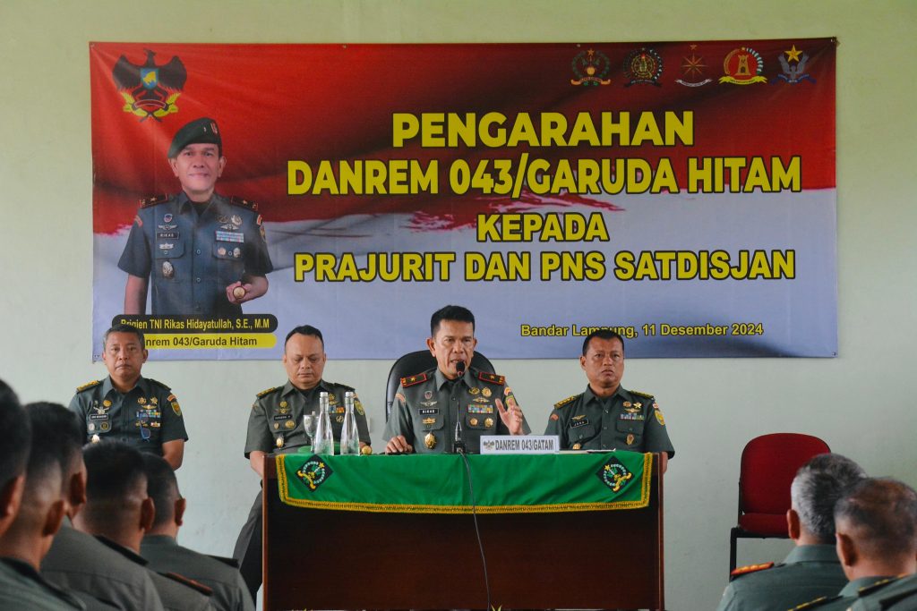 Danrem 043 Gatam Sampaikan Arahan Kepada Prajurit Dan PNS Satdisjan, Pentingnya Disiplin Dalam ...